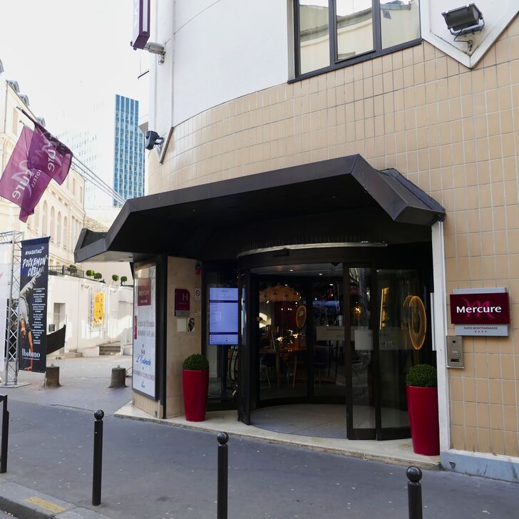 MERCURE PARIS GARE MONTPARNASSE Hotel Car Park (Covered) in Paris